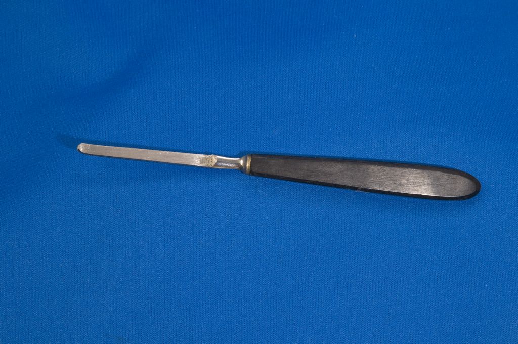 :: Escalpelo :: Corte :: Instrumentos quirúrgicos :: Instrumentos ...